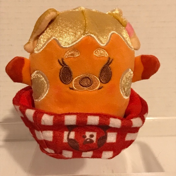 Disney | Toys | Disney Munchling Red Panda Mei | Poshmark